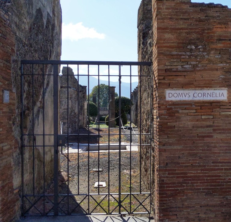 A Brief History of Pompeii in Roman Times – All Around The World
